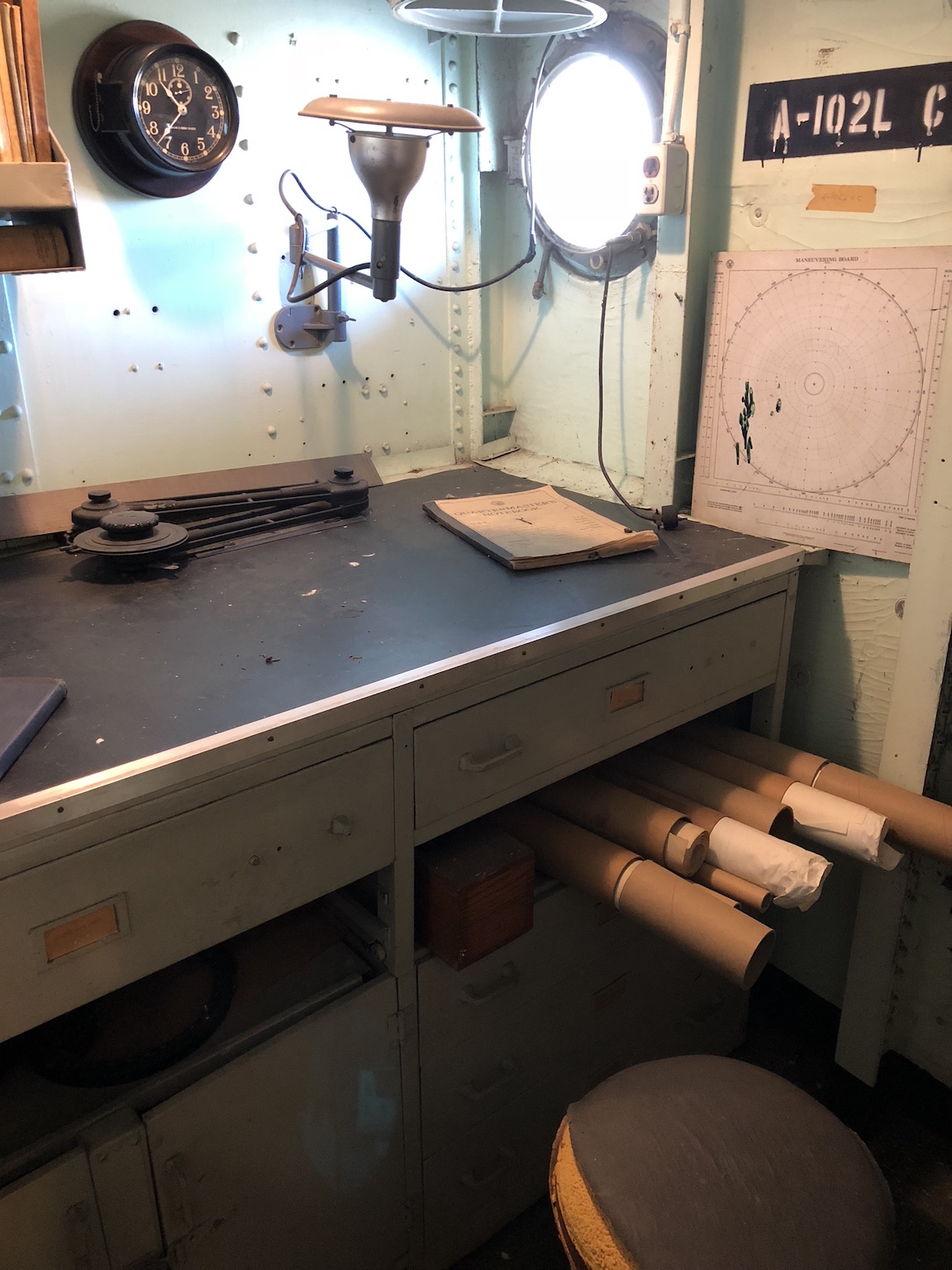 22_chartroom_4 - USS KIDD